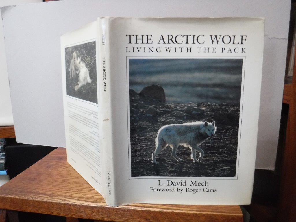 The Arctic wolf: Living with the Pack