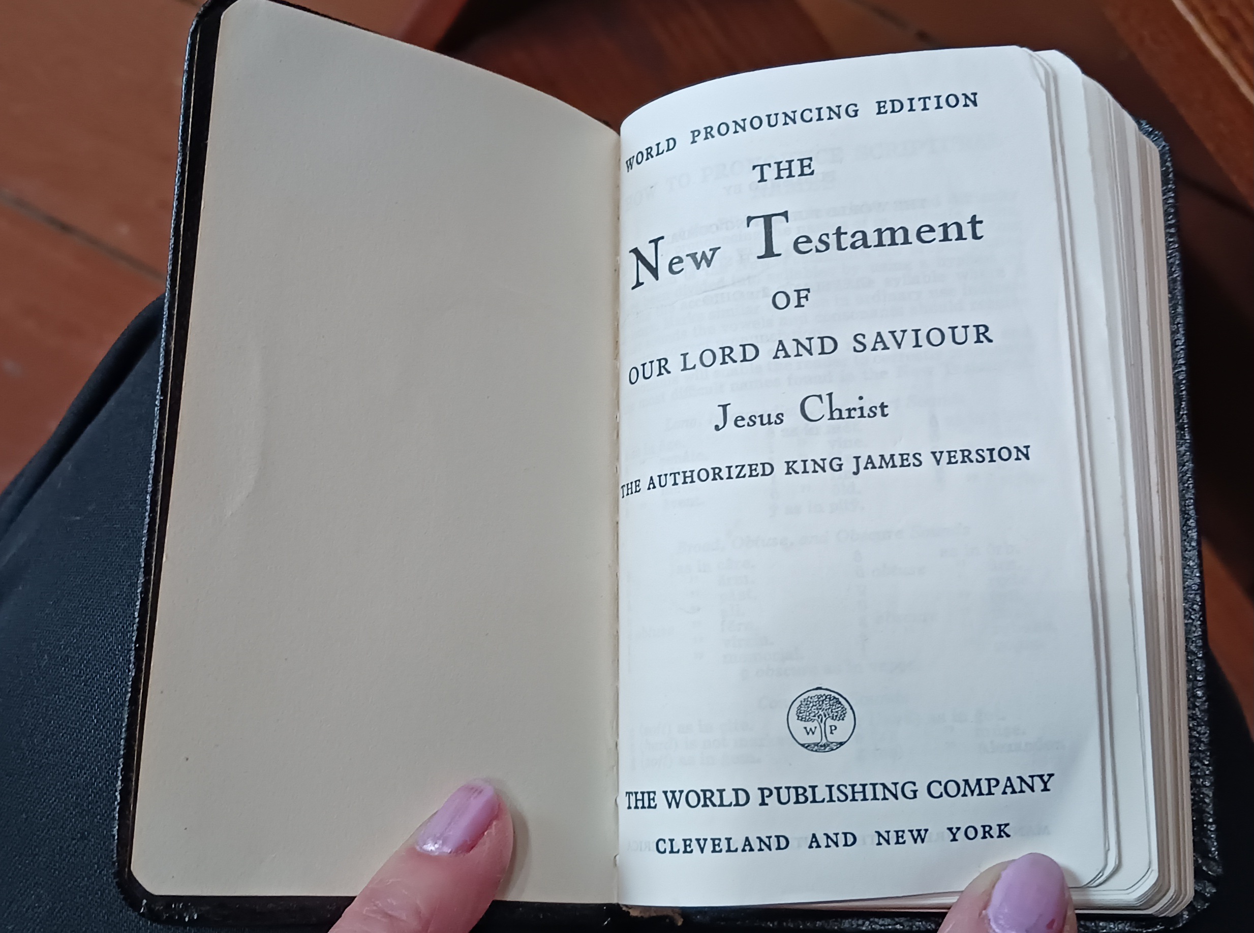 The New Testament of Our Lord and Saviour Jesus Christ (in original box)